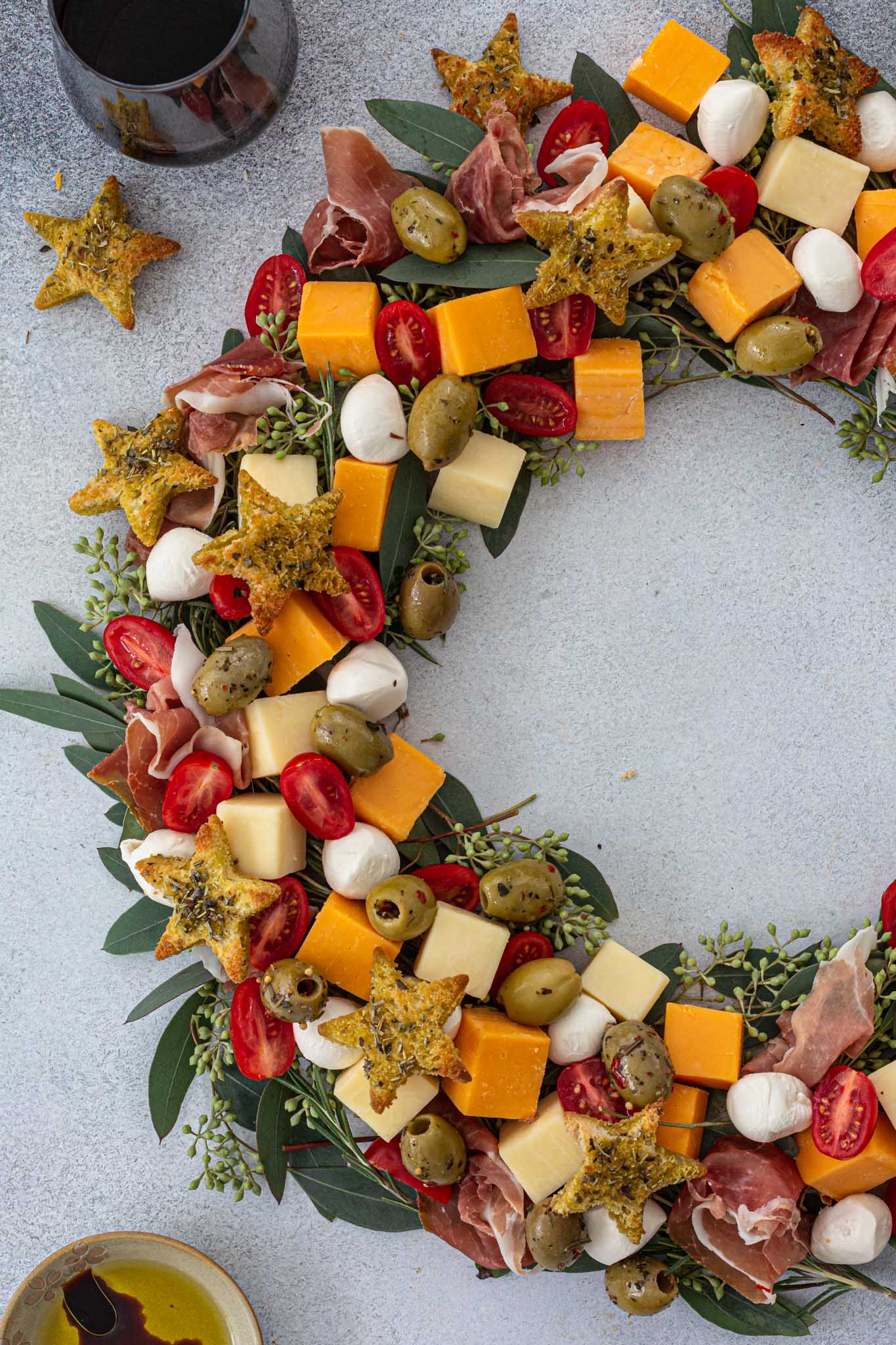 Christmas Wreath Cheeseboard - Olivia's Cuisine