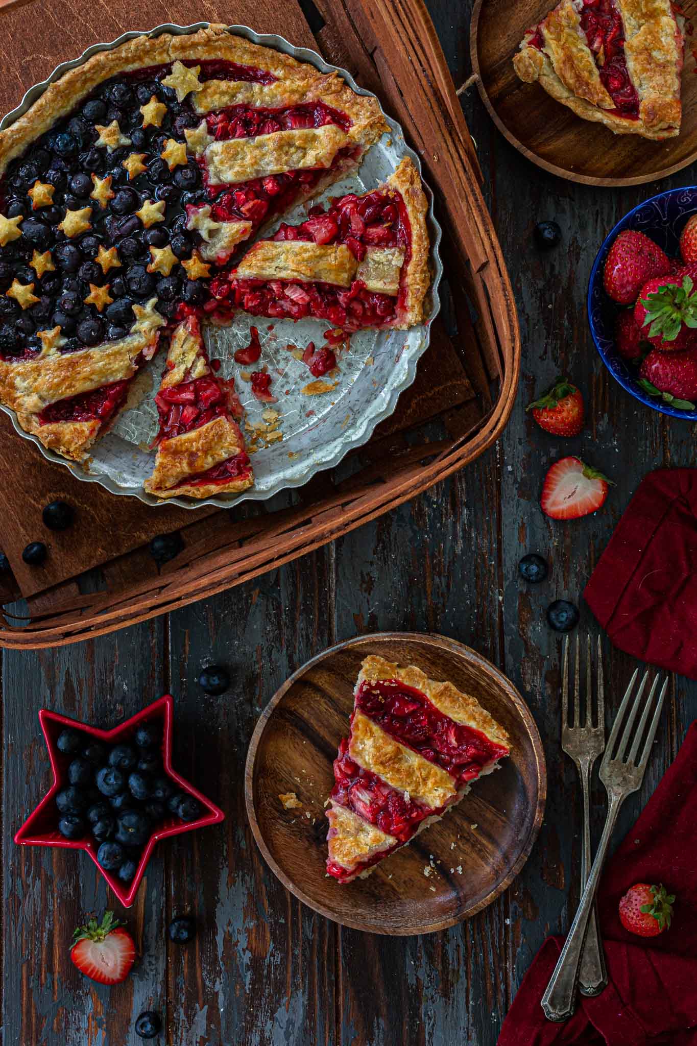 American Flag Berry Pie Recipe (Red, White and Blue) - Olivia's Cuisine