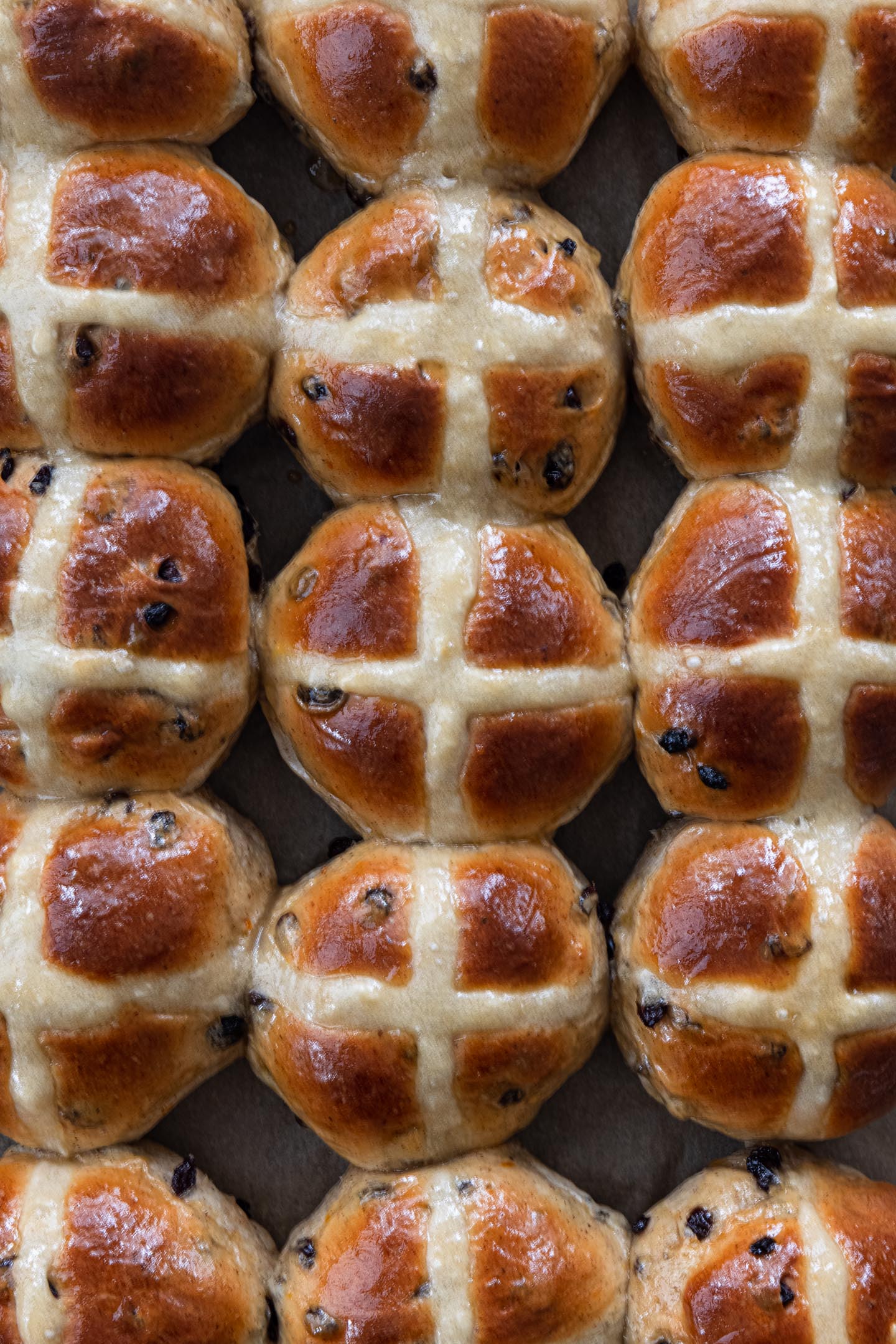 Hot Cross Buns Recipe (So fluffy!) - Olivia's Cuisine
