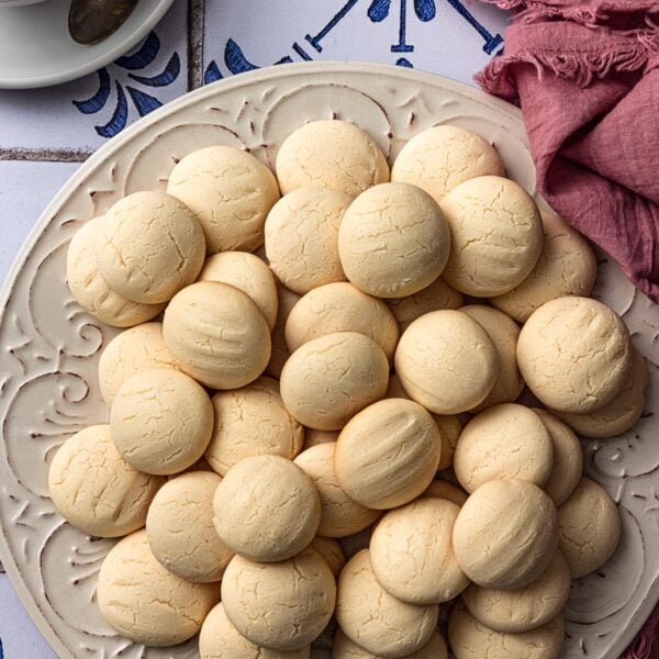 Sequilhos (Cornstarch Cookies) - Olivia's Cuisine