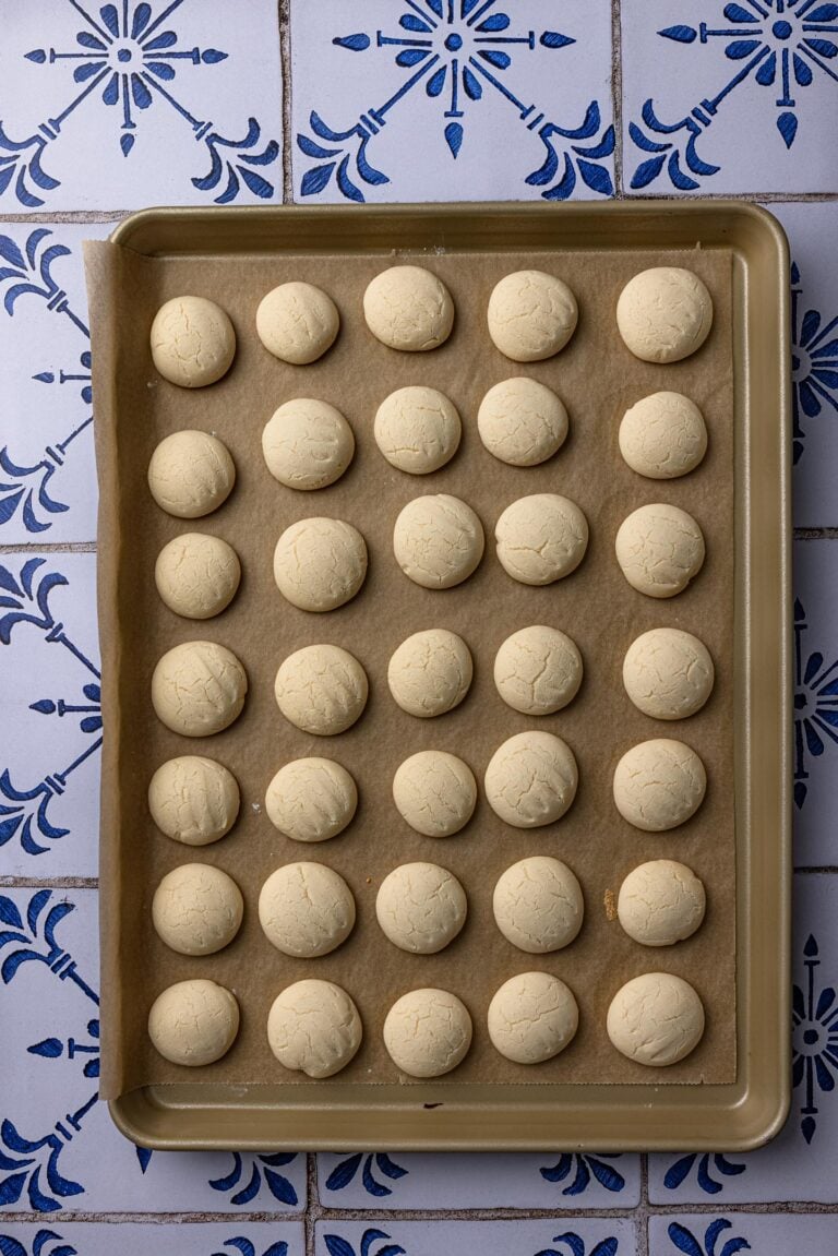 Sequilhos (Cornstarch Cookies) - Olivia's Cuisine